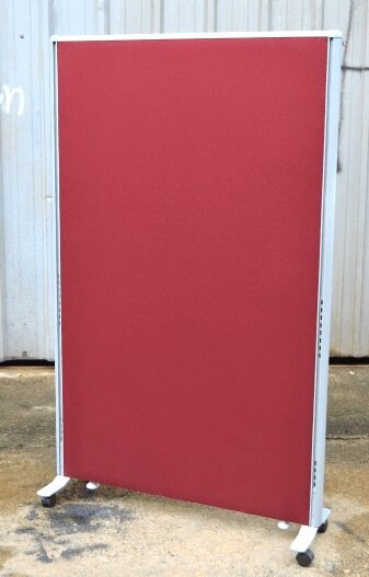 Free standing partition with Roller and aluminium edges, size 180H x ...