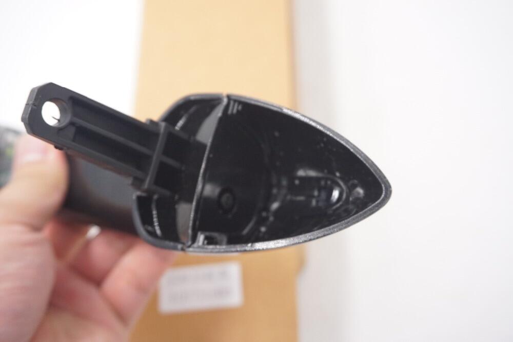 สีดำสีสบายประตูเข้าบ้าน Handle สำหรับ BMW 5 Series F11 520d 520i 523i ...