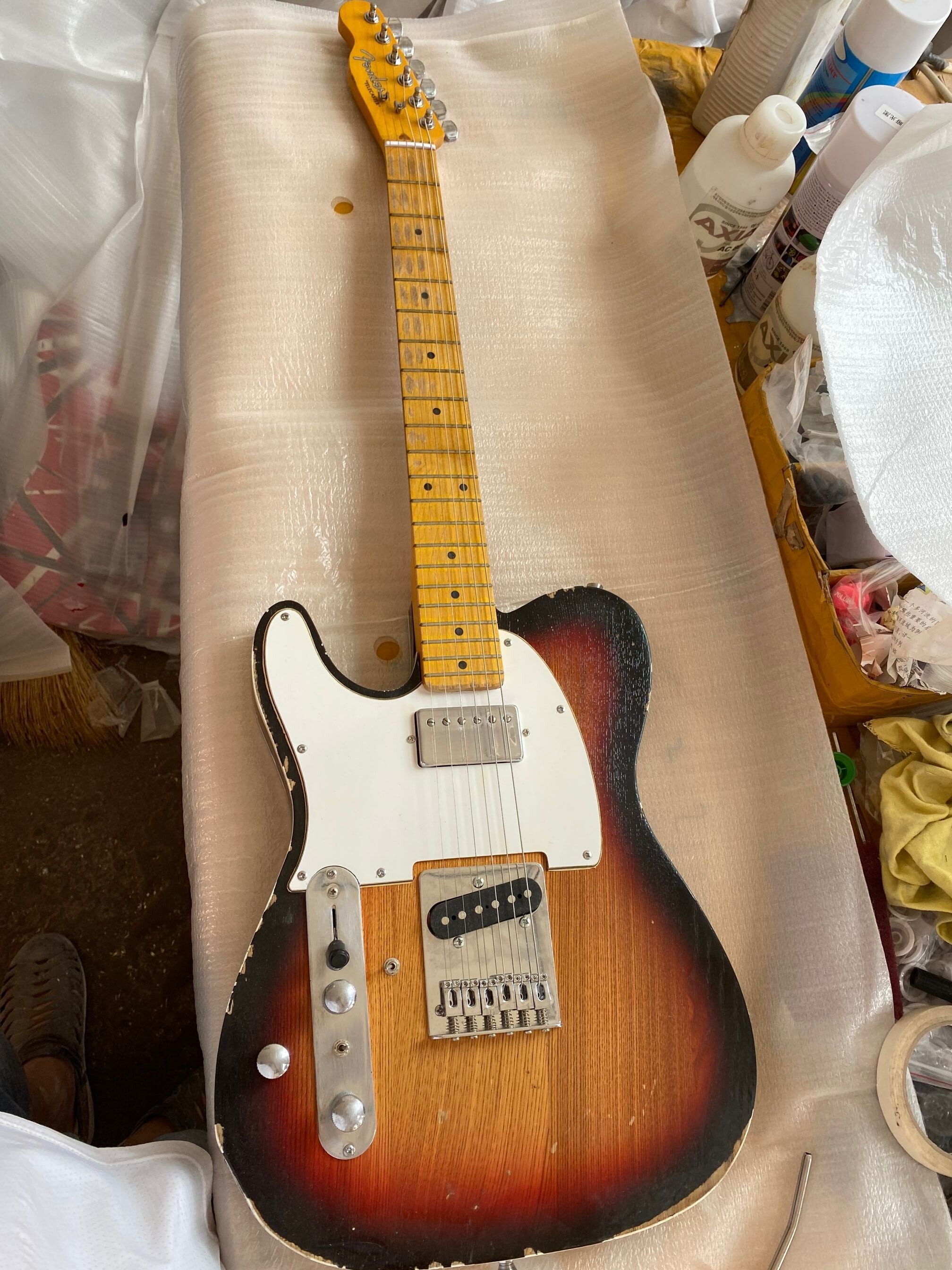 Aged Relic Custom Shop Left Handed Fender Telecaster Vintage Sunburst ...