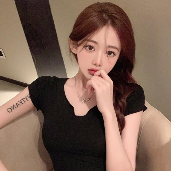 Shop online with Liu Meili now! Visit Liu Meili on Lazada.